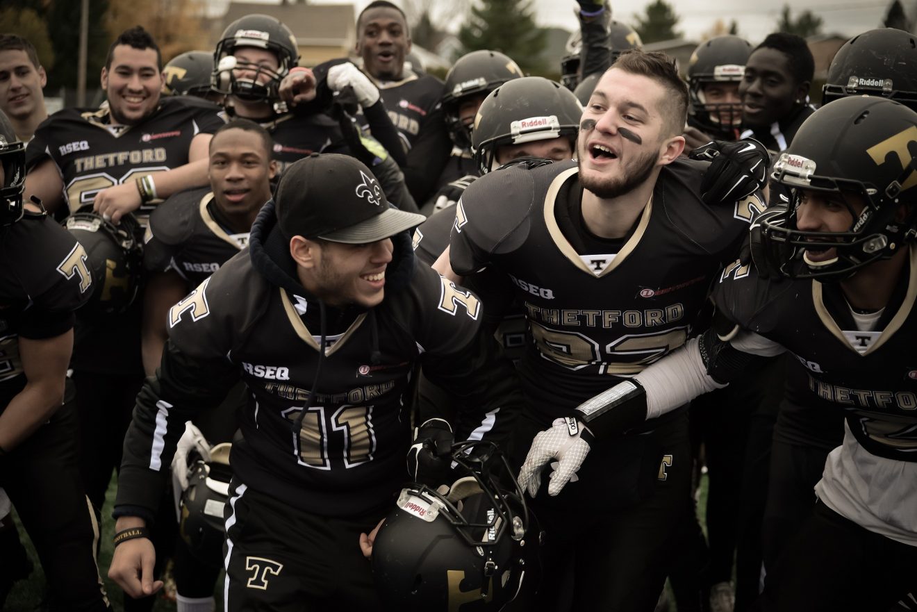 Les Filons football passent en demi-finale - Courrier Frontenac