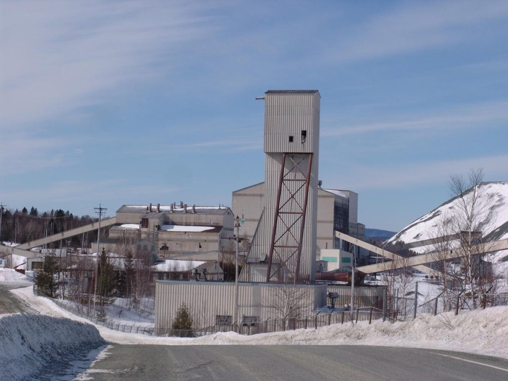 5,8 millions $ pour six anciennes mines de la région - Courrier Frontenac