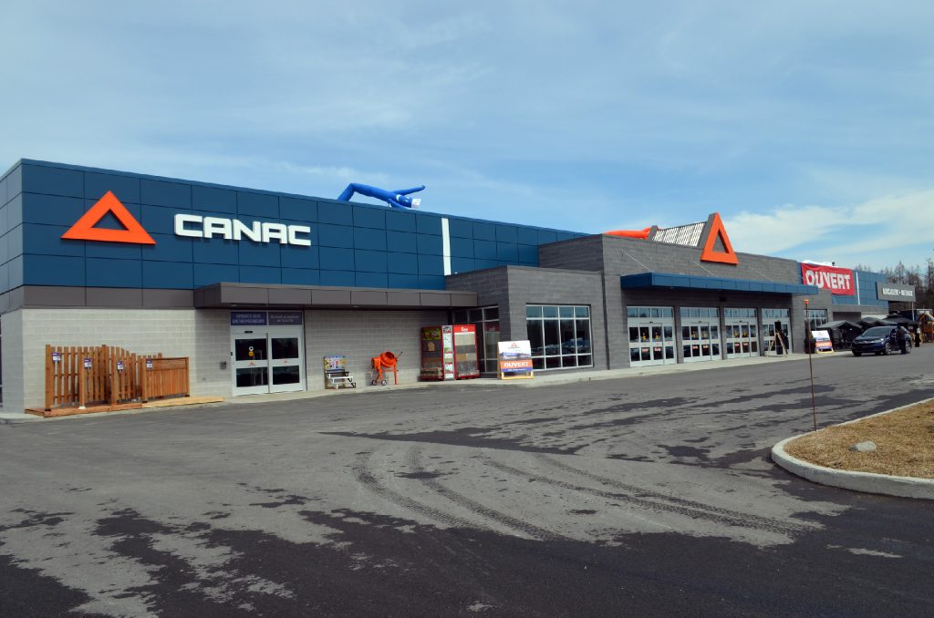 Canac inaugure sa 27e succursale à Thetford Mines - Courrier Frontenac