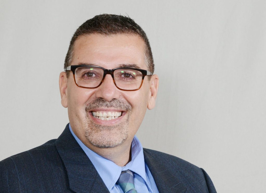 Daniel Paré en renfort pour la campagne de vaccination - Courrier Frontenac