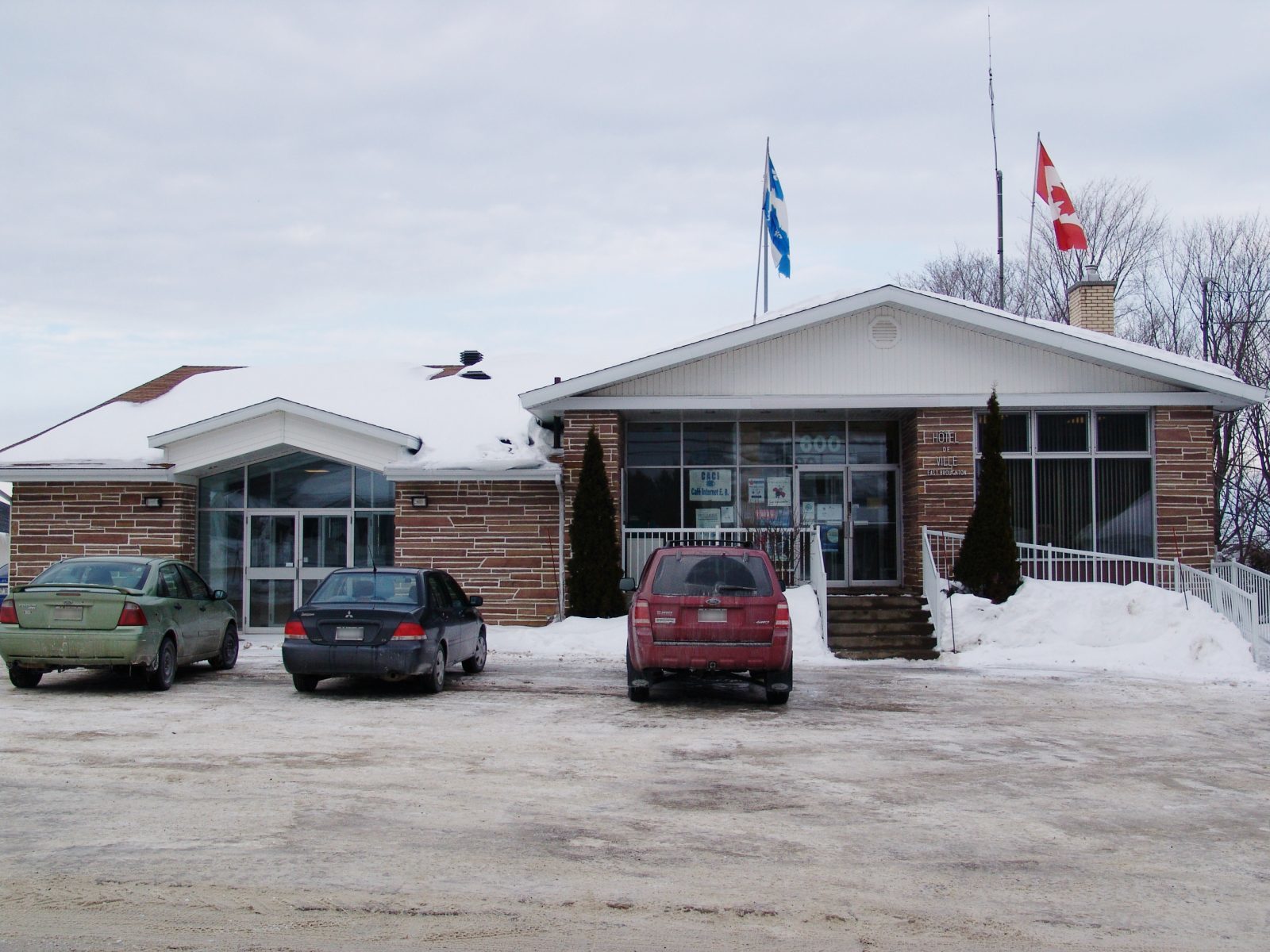 East Broughton adopte un budget de près de 3,9 millions $ - Courrier ...