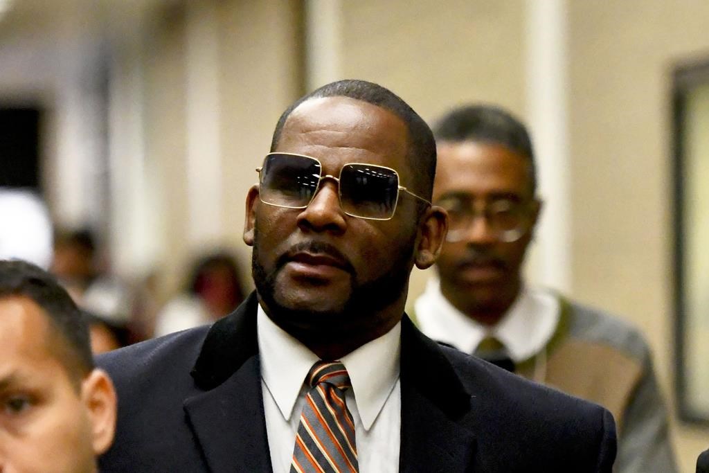 R. Kelly a été reconnu coupable de production de pornographie juvénile ...