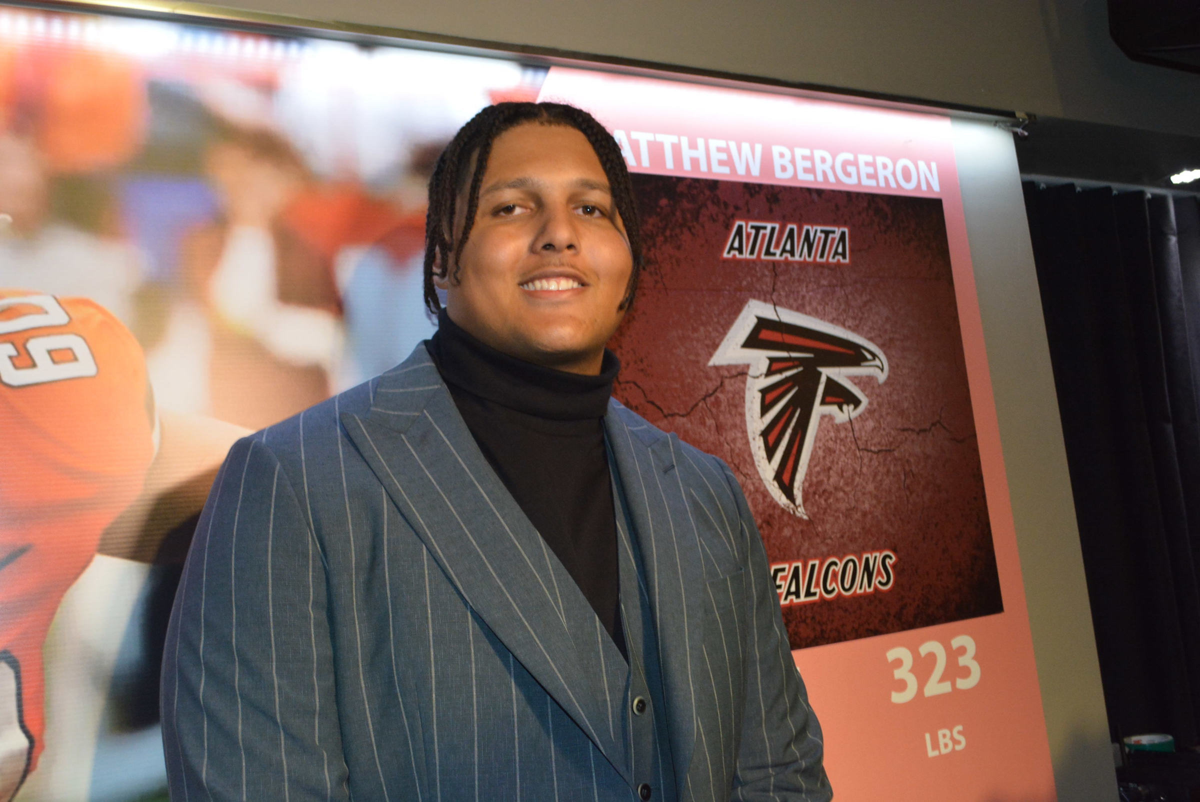 Matthew Bergeron perce l'alignement des Falcons d'Atlanta - Courrier ...