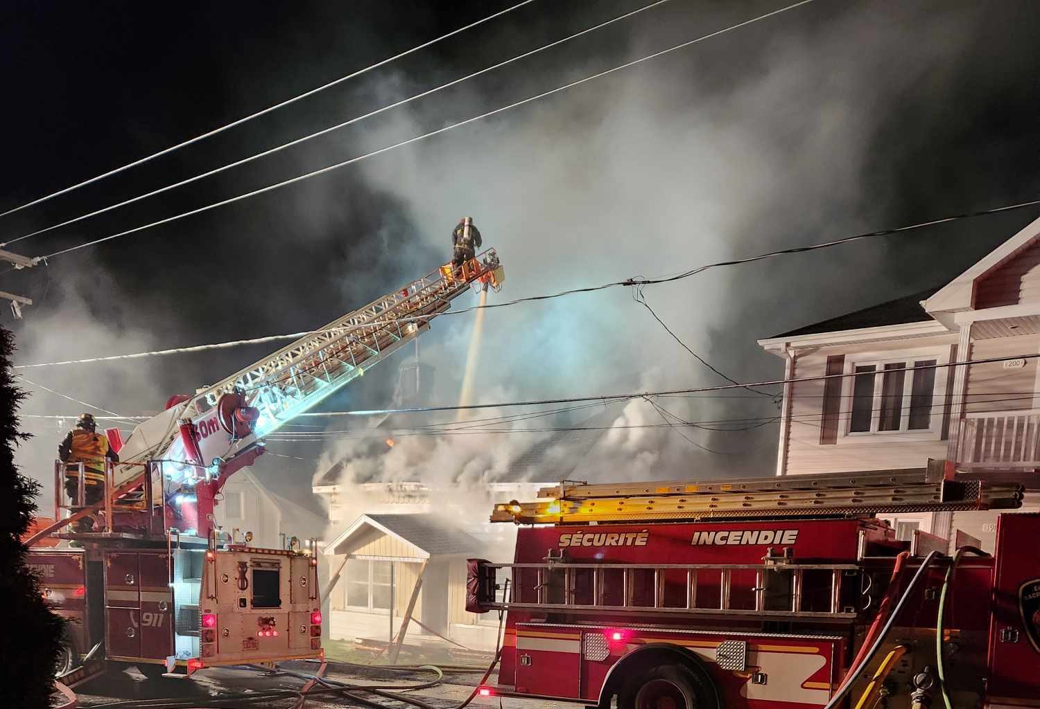 Une résidence détruite par les flammes à East Broughton - Courrier ...