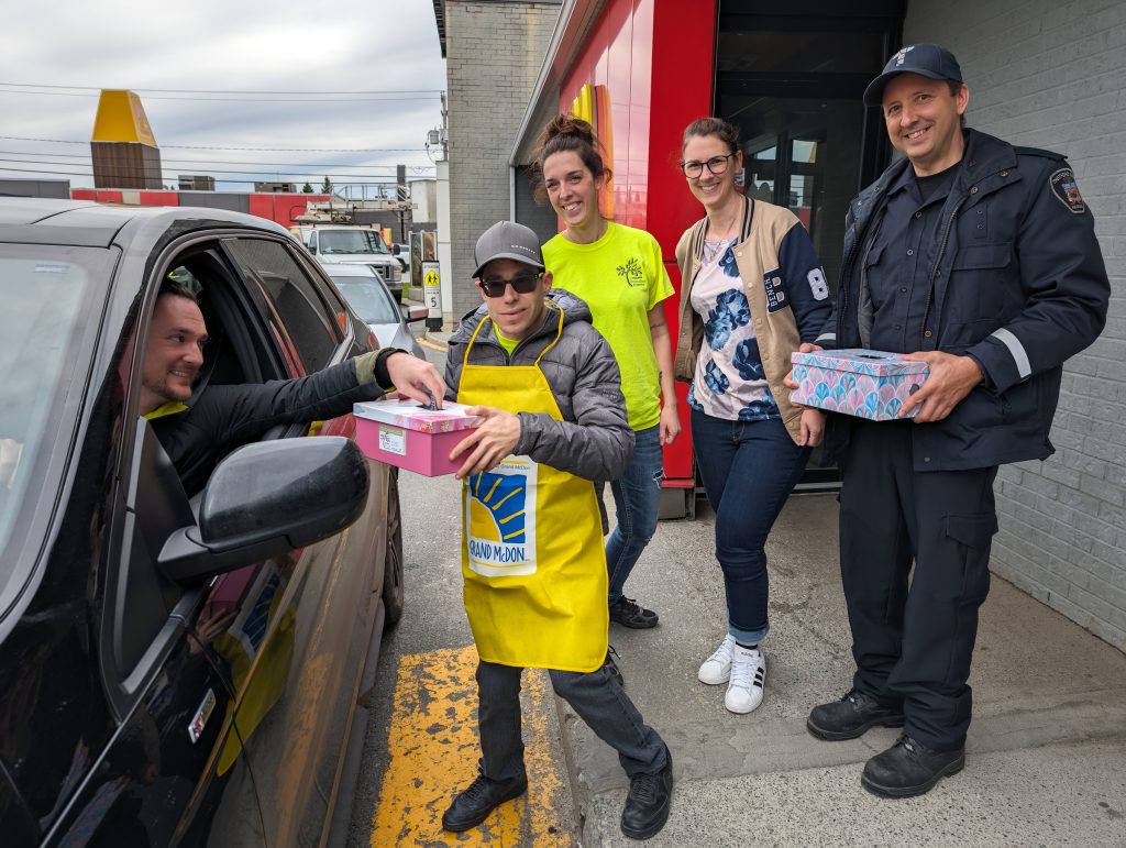 Le Grand McDon rapporte 9351 $ à Thetford Mines - Courrier Frontenac
