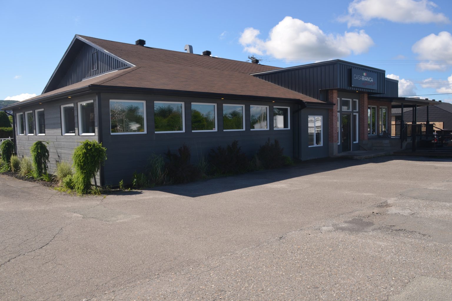 L'Association Renaissance acquiert un nouveau bâtiment à Black Lake ...