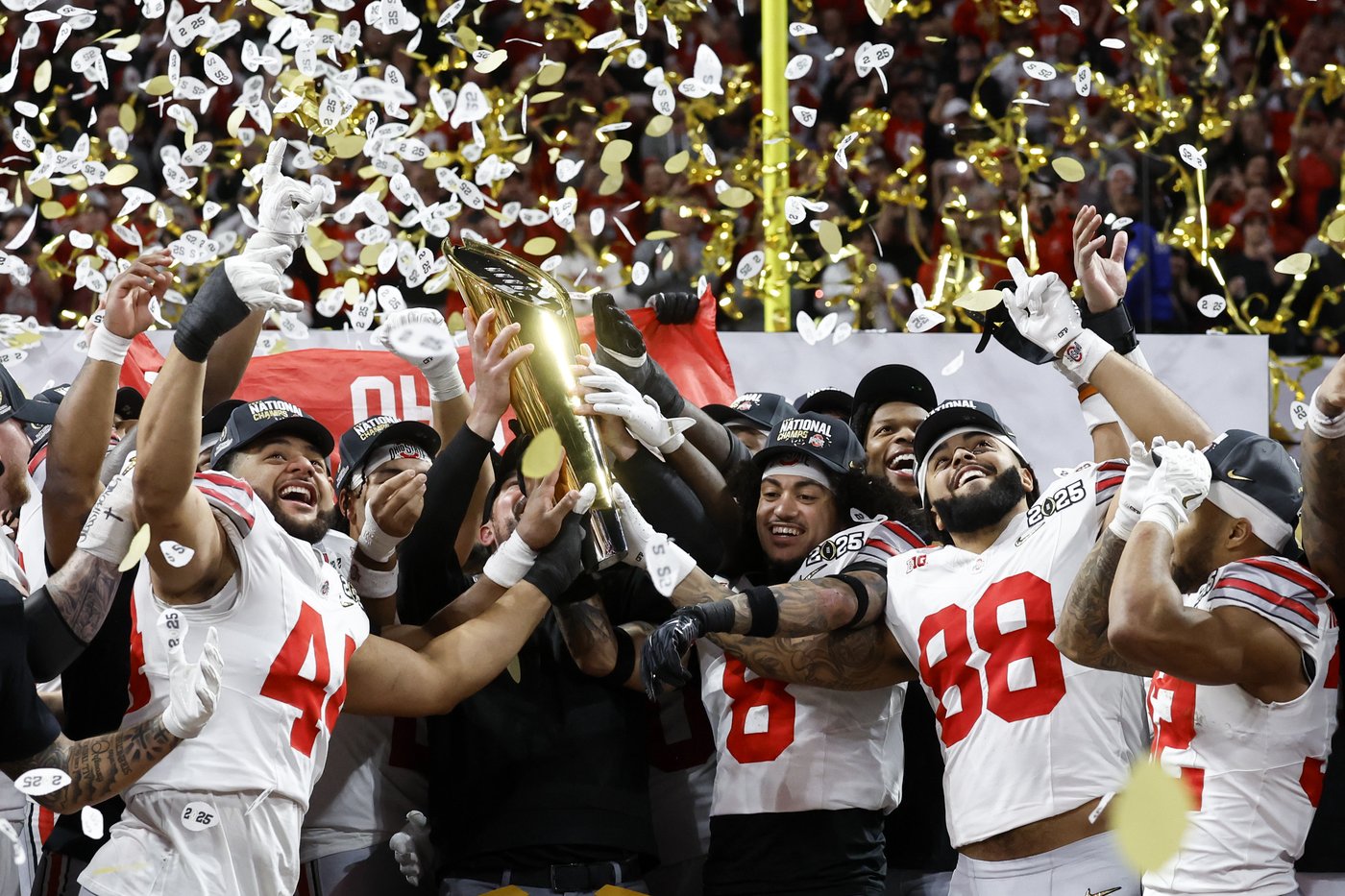 Les Buckeyes d'Ohio State remportent un premier titre national depuis ...