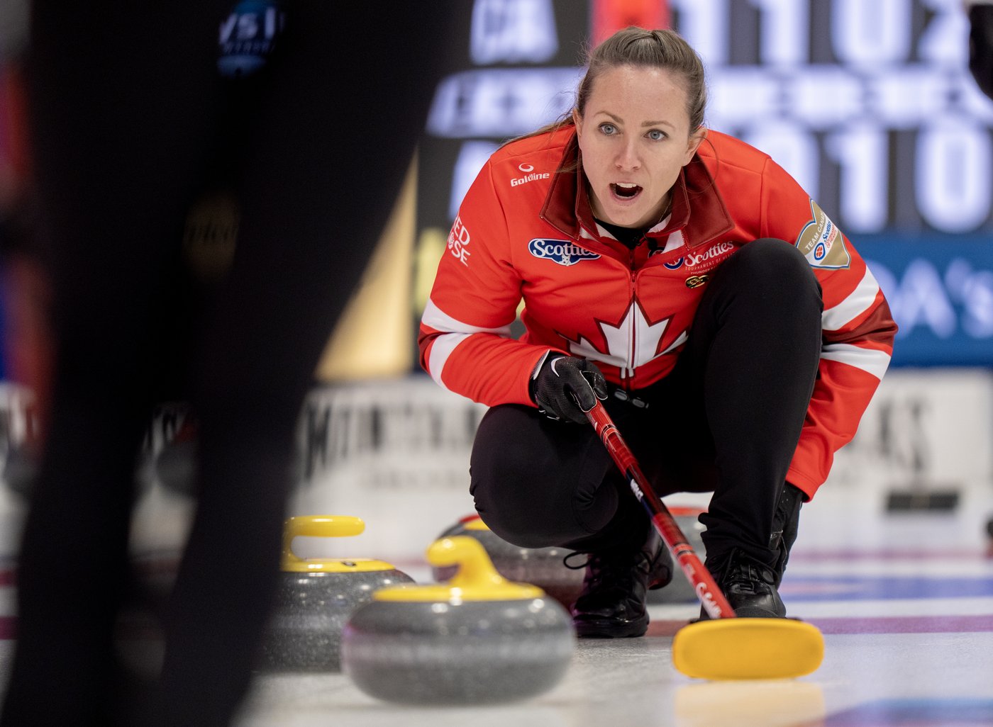 Coeurs: Rachel Homan termine la ronde préliminaire avec une fiche ...