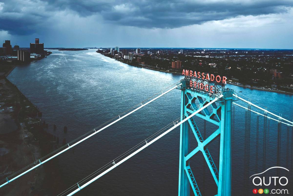 Tarifs : pause d’un mois pour le secteur automobile - Courrier Frontenac