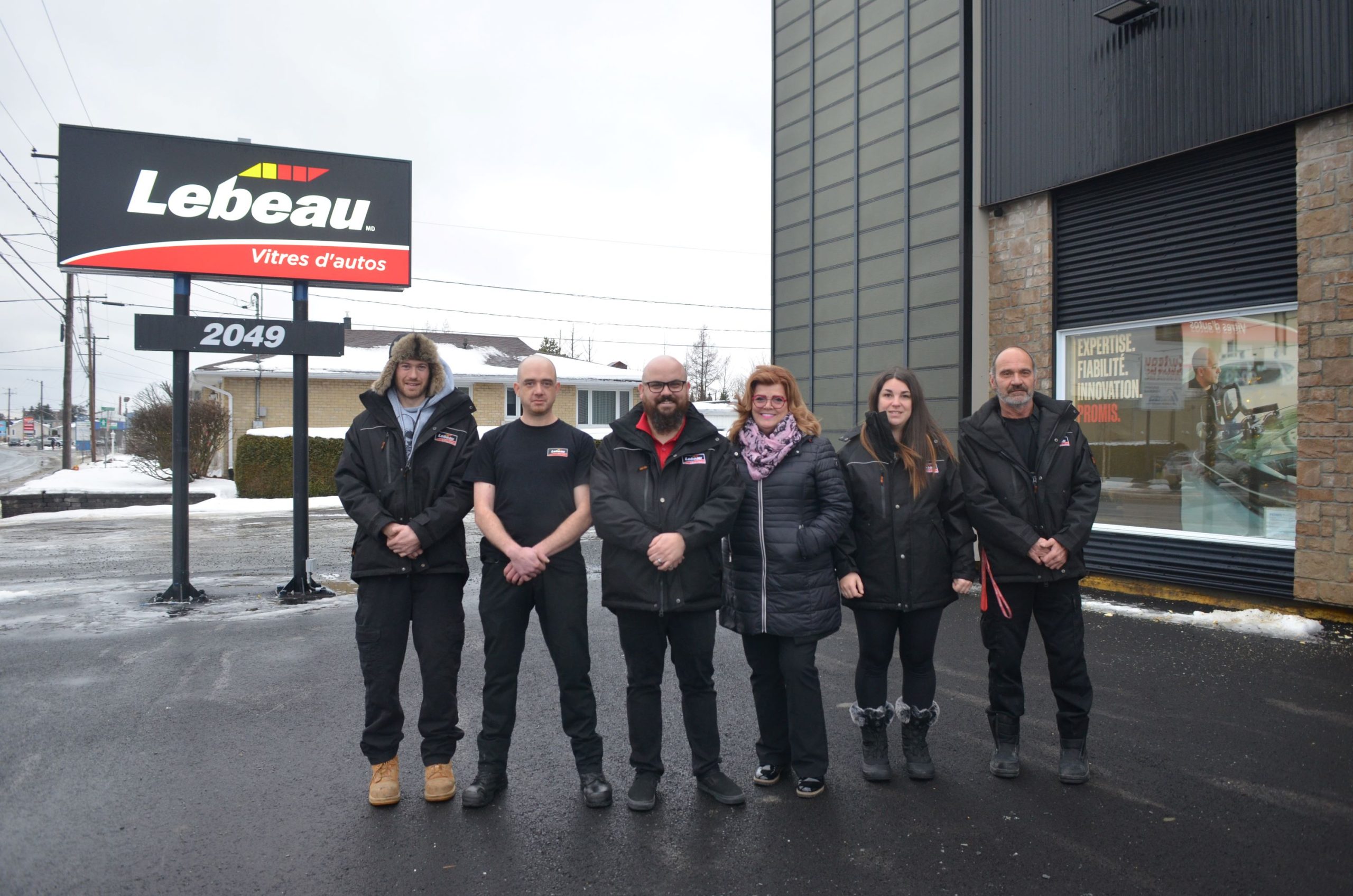 Lebeau Vitres d’autos Thetford Mines - Courrier Frontenac