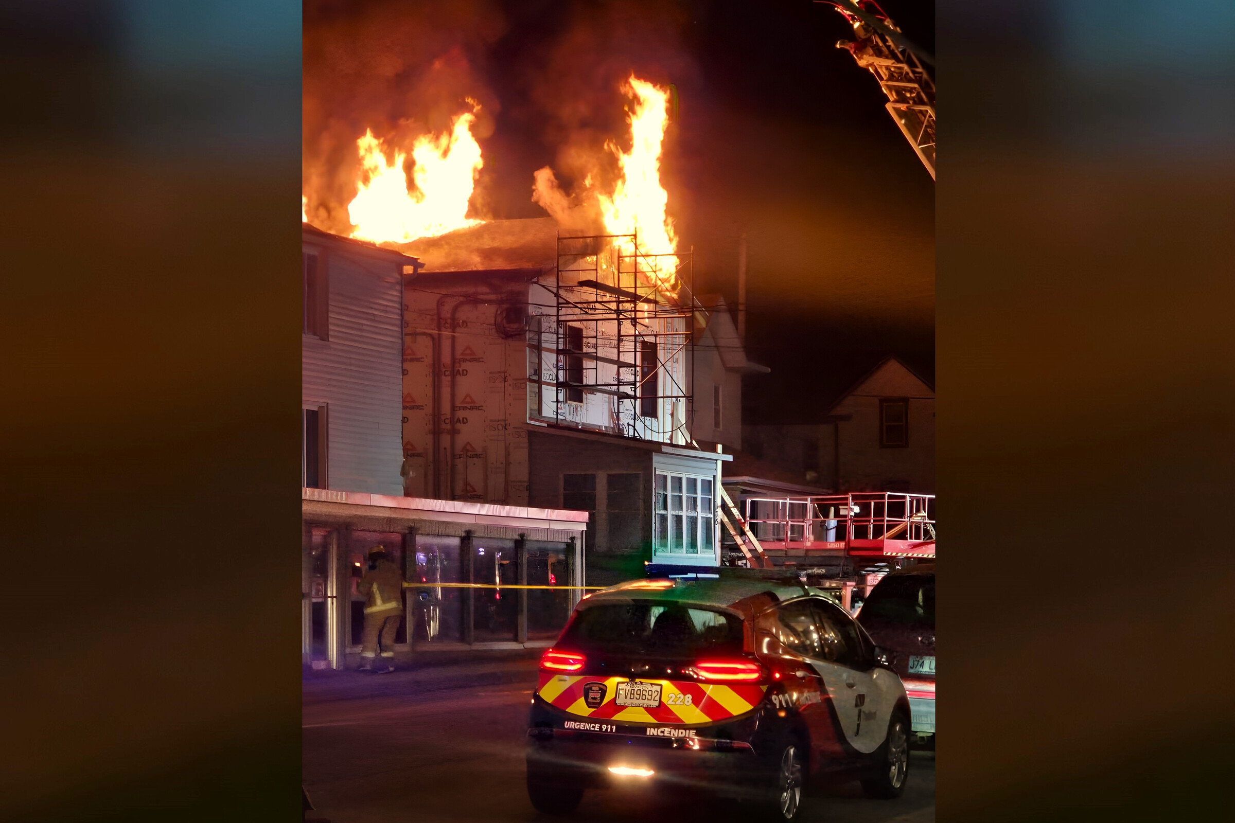 Incendie dans un immeuble à logements en rénovation à Thetford Mines ...
