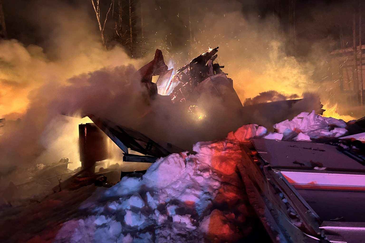 La Sûreté du Québec enquête pour un incendie de cause inconnue à ...